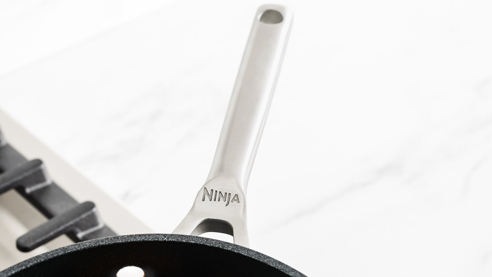 Ninja ZEROSTICK Stackable 28cm Frying Pan | Ninja UK